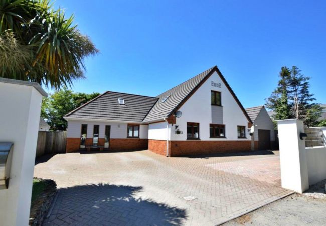 Holiday Apartments, chalets and rural houses for rent in Cornwall ...